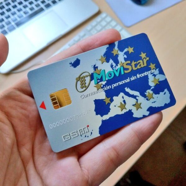 Karta SIM – co to jest? Rozmiary i rodzaje kart SIM